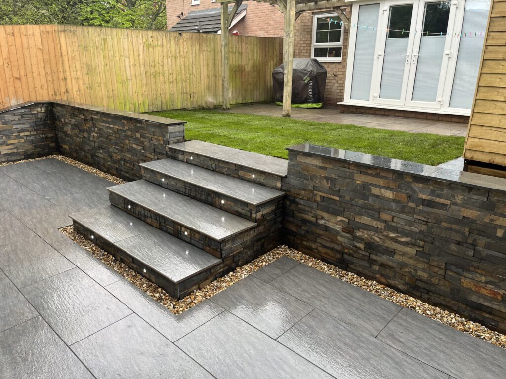 RUSTIC BRONZE SLATE WALL CLADDING - Stone & Porcelain